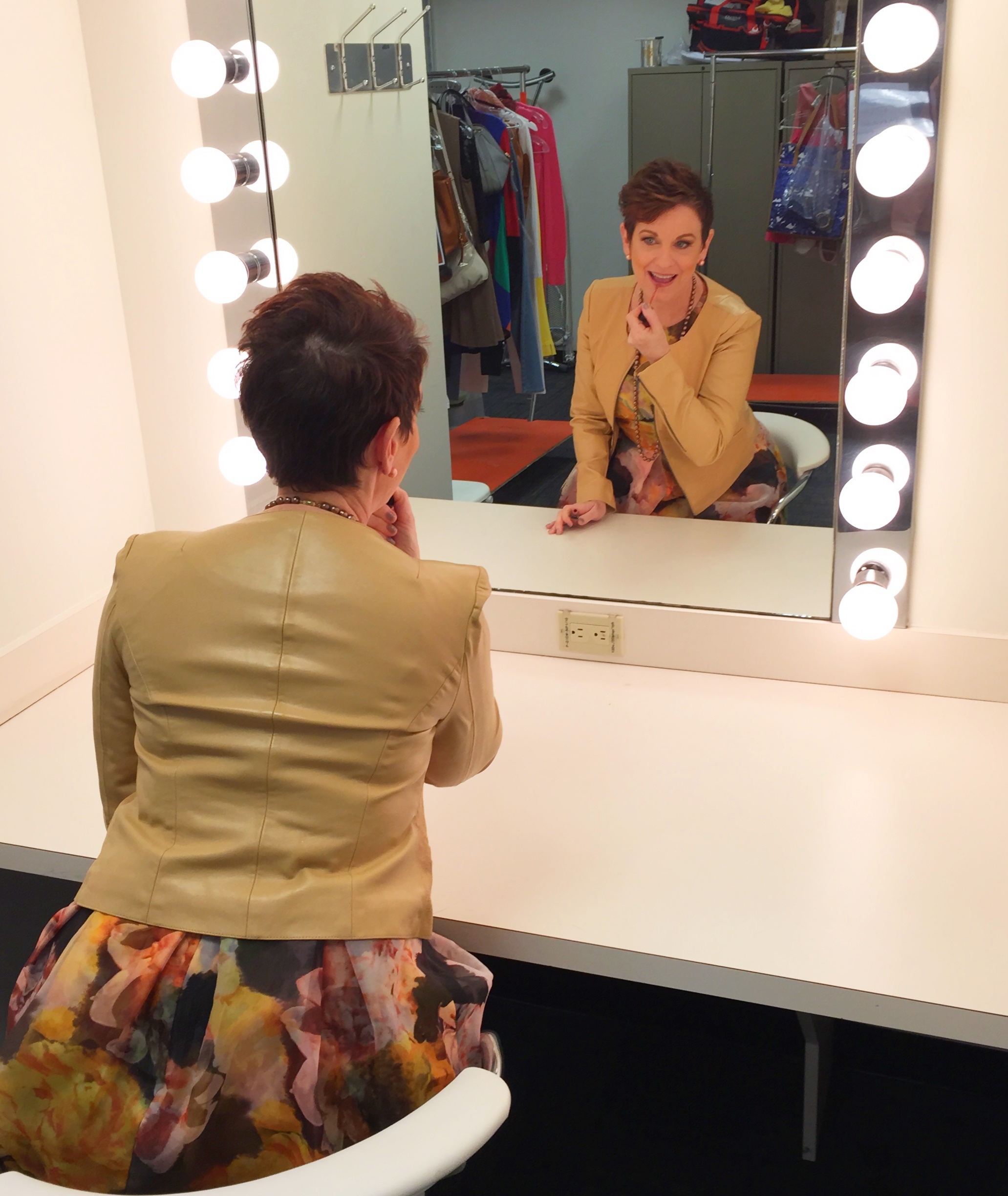 Discover Thursdays with Jane - Blogs & Forums