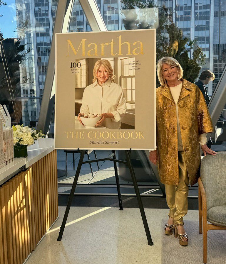 Martha Stewart At Louis Vuitton Store Opening - Blogs & Forums