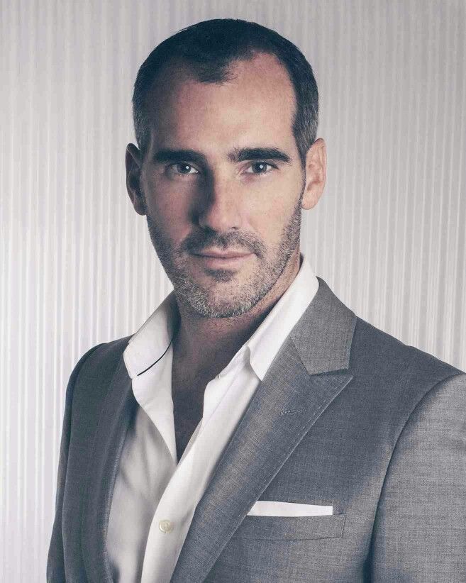 Sam Simmons - Blogs & Forums